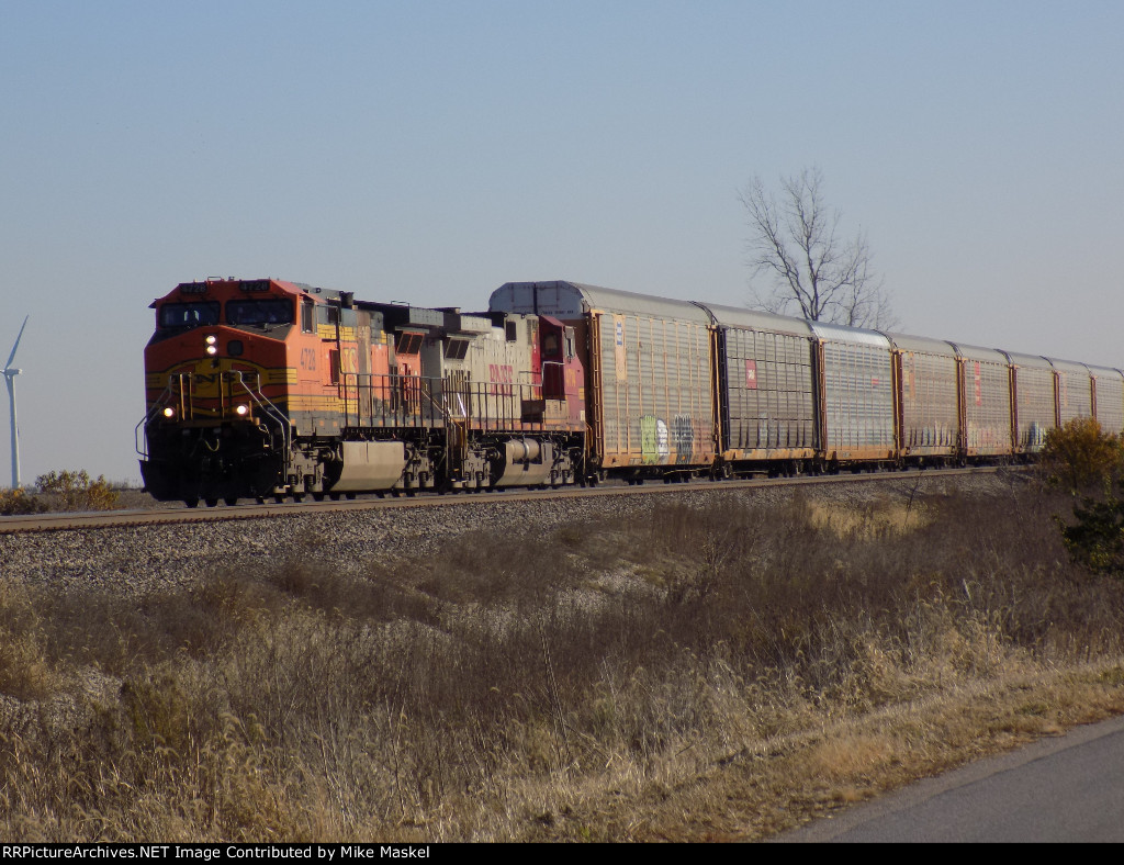 BNSF 4728